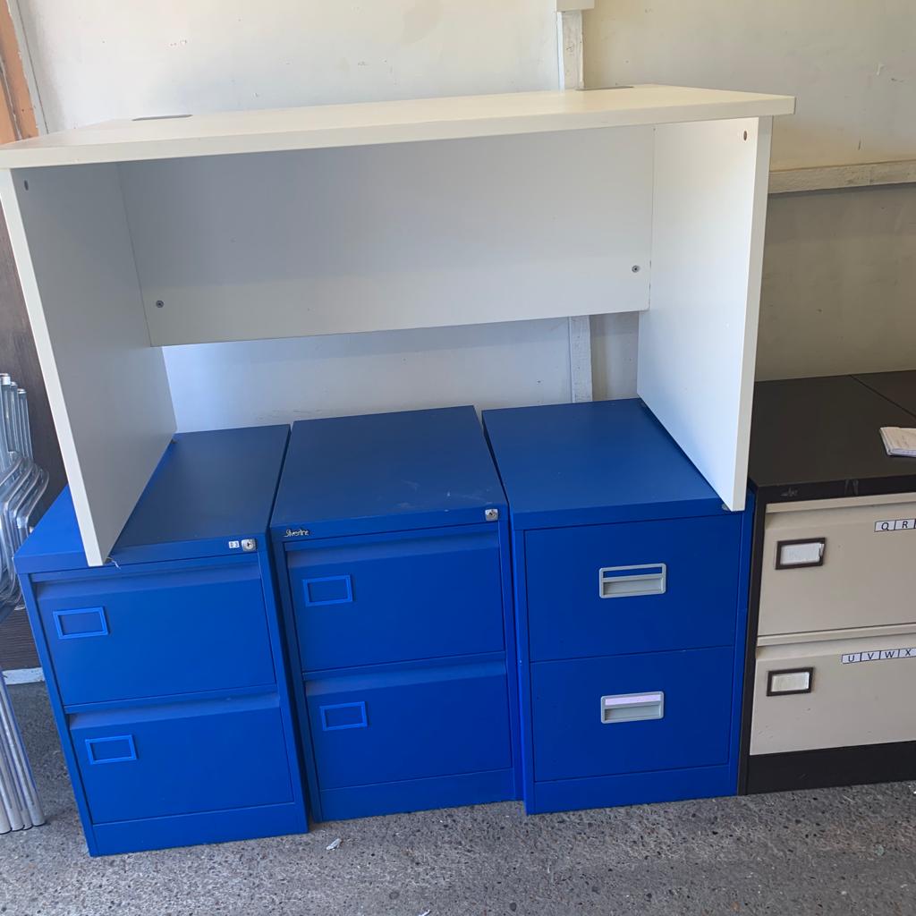 Rectangle Desks – The Office Furniture Company